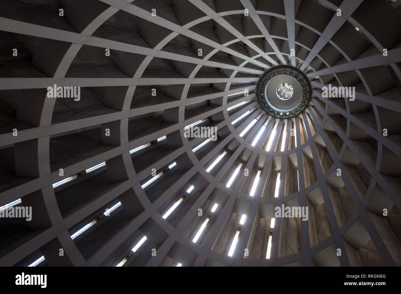 Modern building ceiling detail hi-res stock photography and images - Alamy