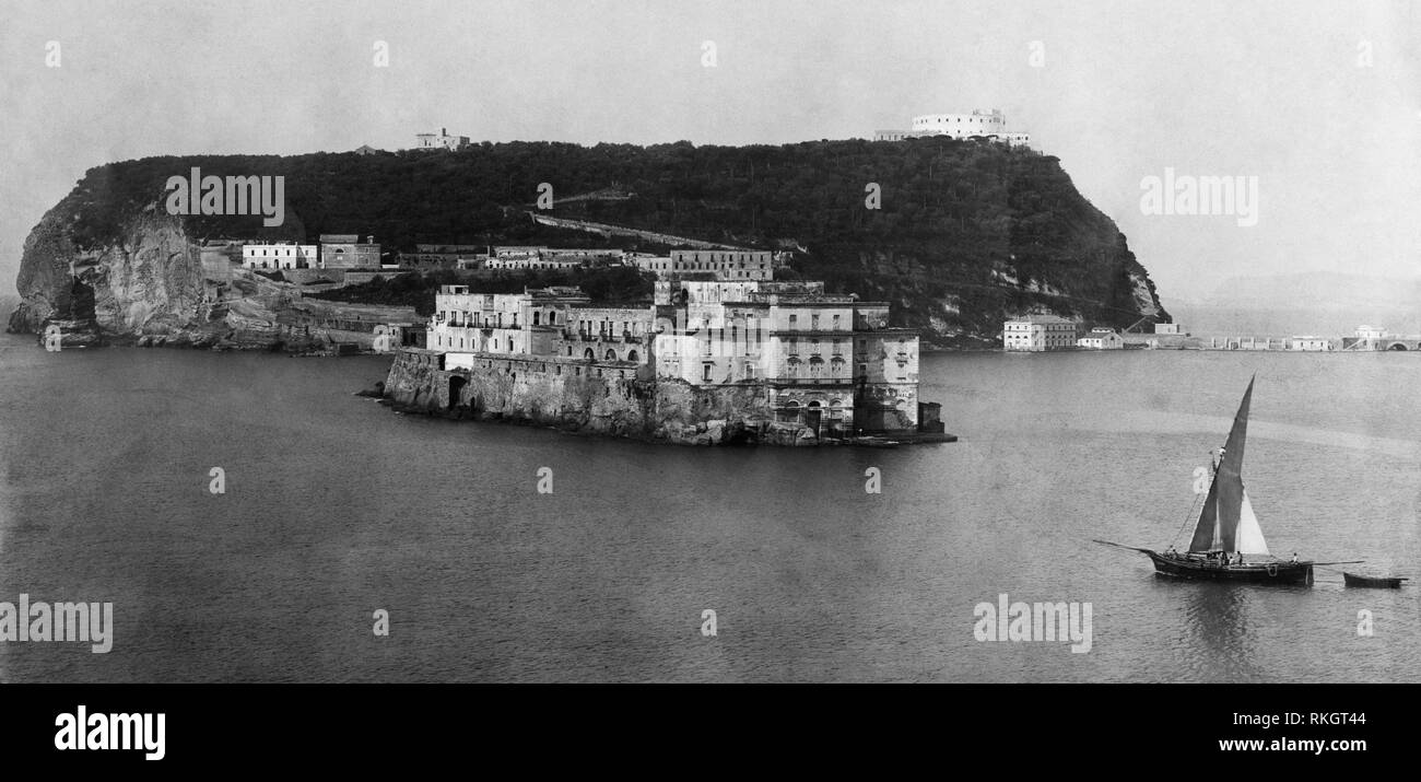 Island of nisida hi-res stock photography and images - Alamy