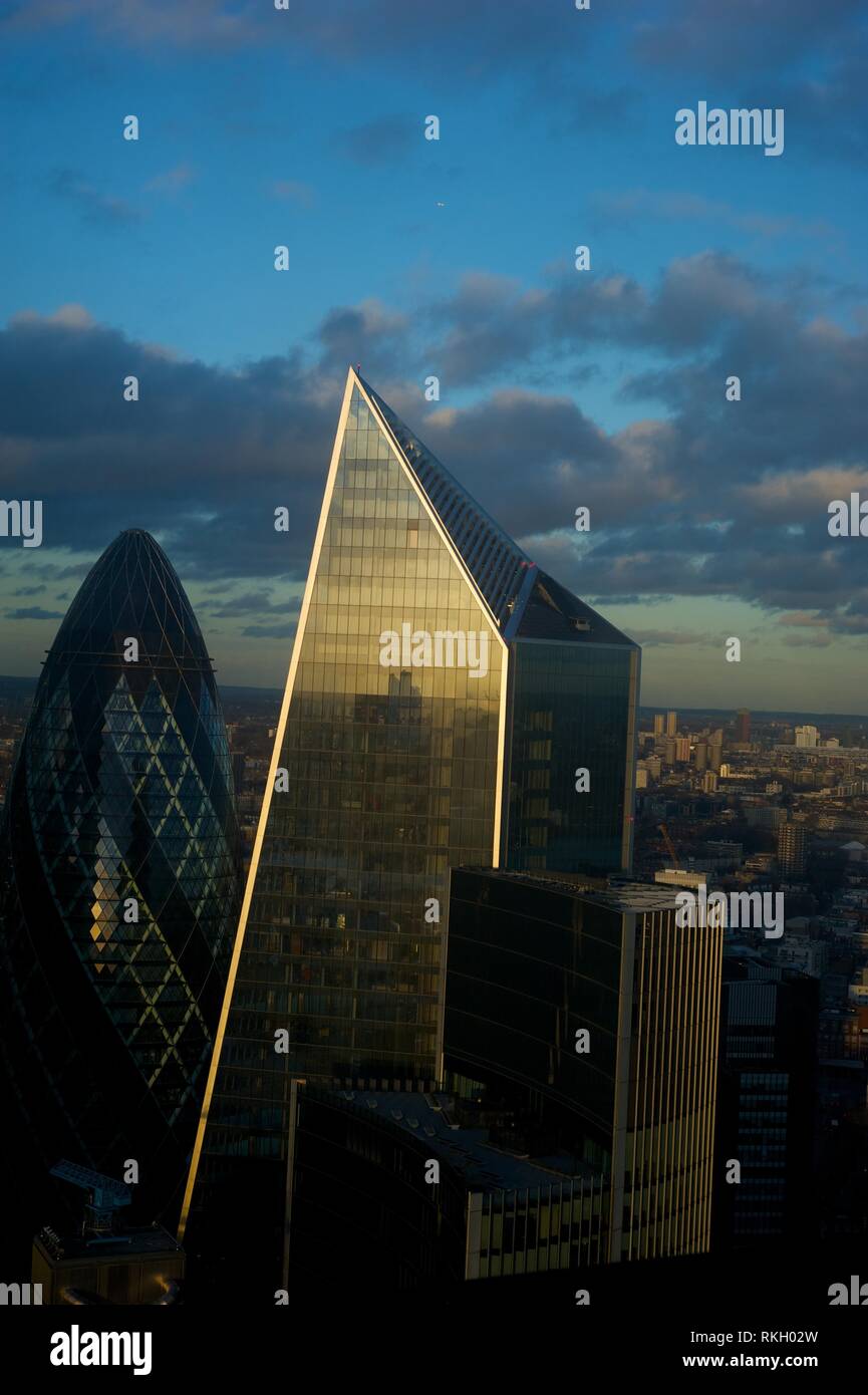 Scalpel, London's latest super sky scraper Stock Photo - Alamy