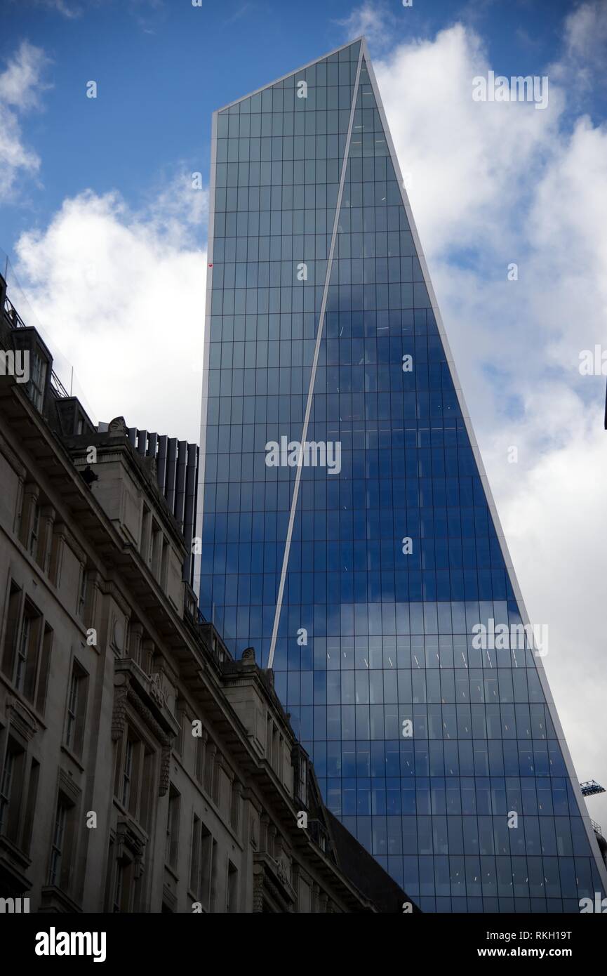 Scalpel, London's latest super sky scraper Stock Photo - Alamy