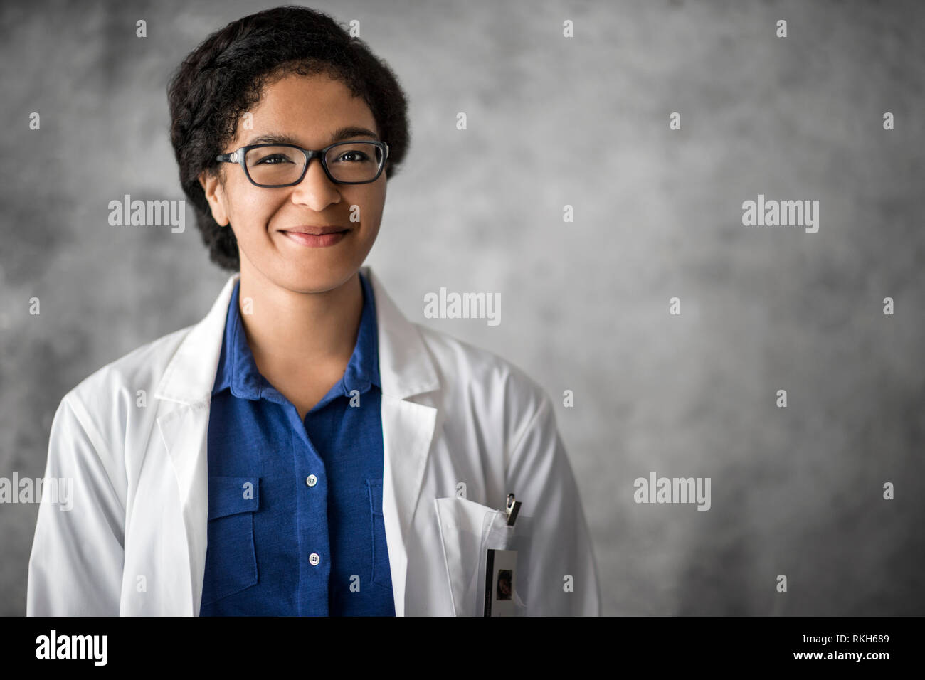 Portraits of scientists hi-res stock photography and images - Alamy