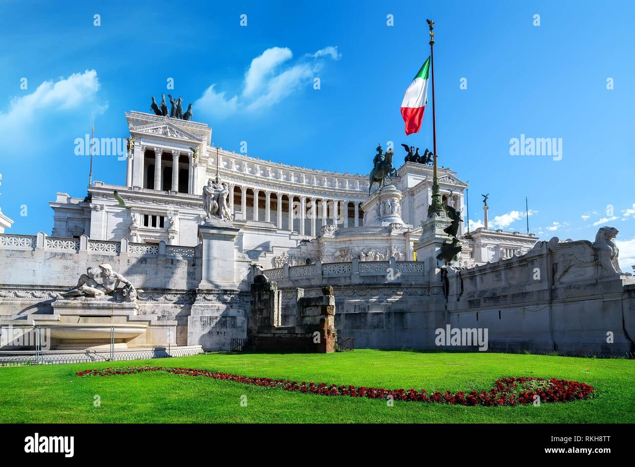 Vittoriano building rome hi-res stock photography and images - Alamy