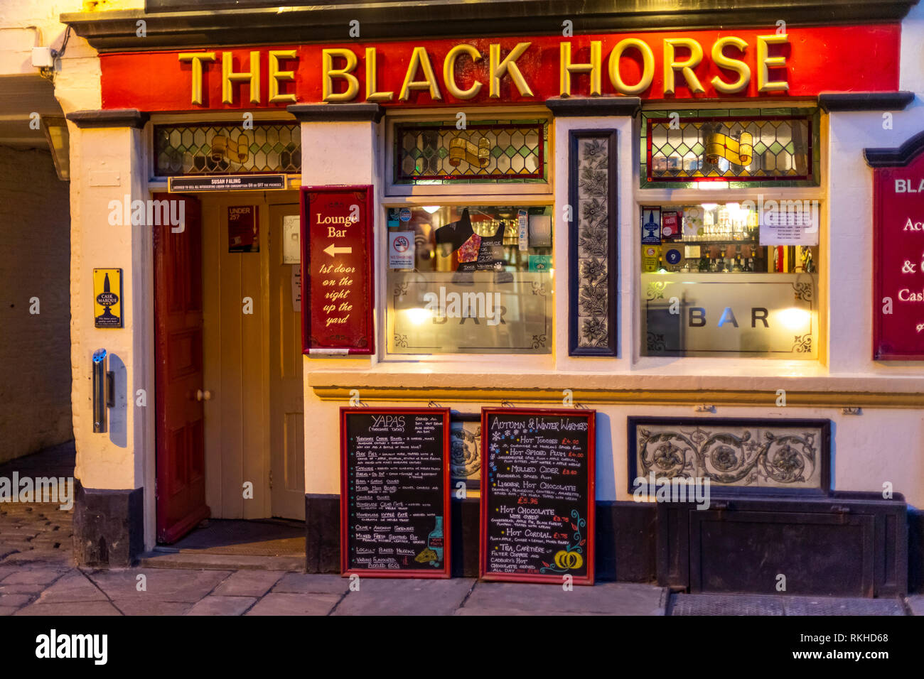 The Black Horse pub, Whitby, North Yorkshire. UK Stock Photo - Alamy