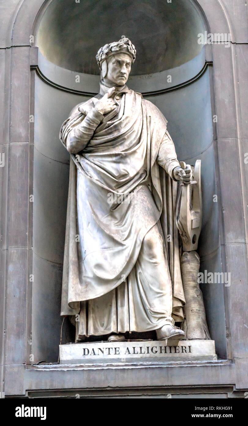 Dante aligheri statue hi-res stock photography and images - Alamy