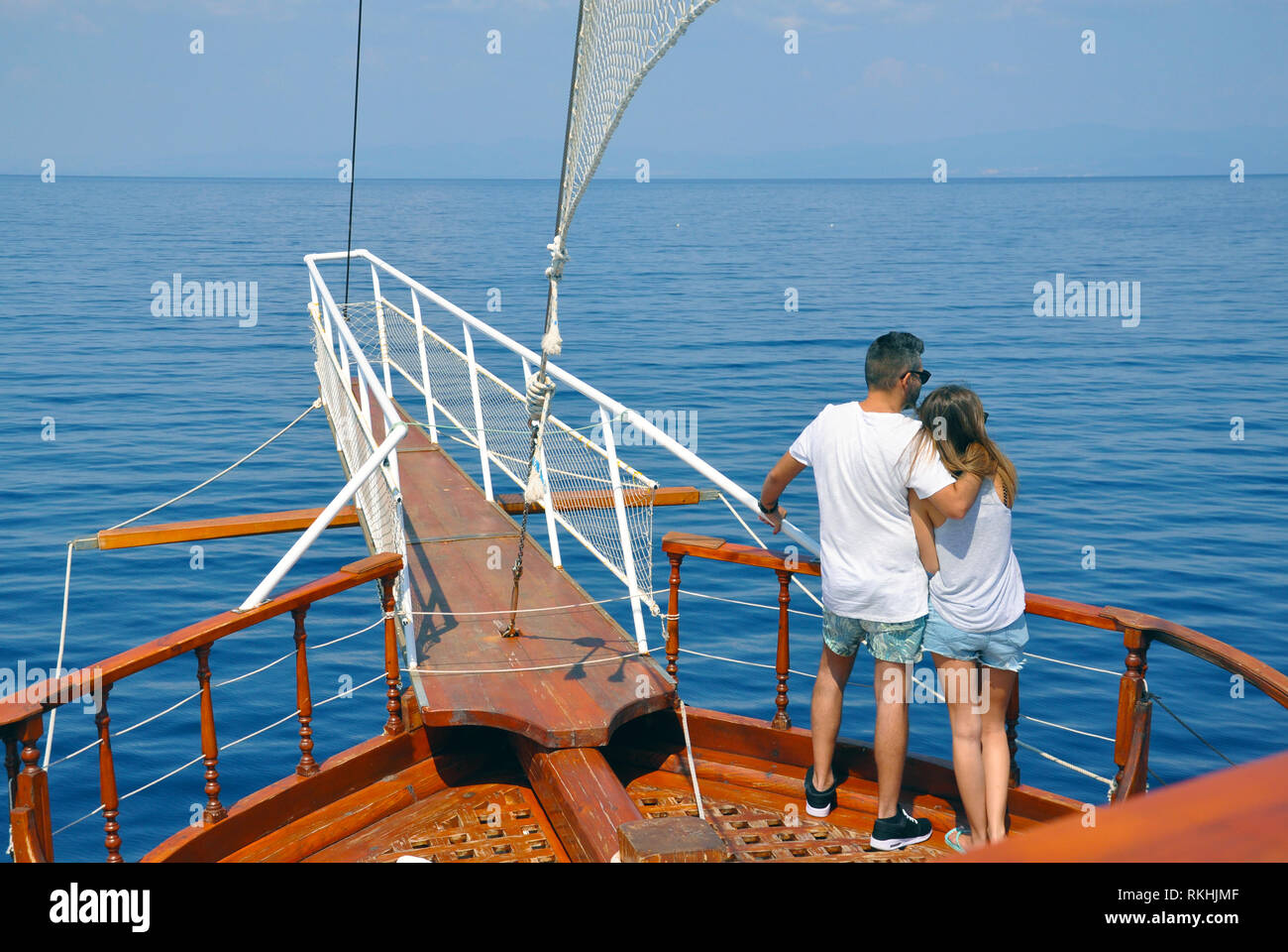 Romantic couple on cruise ship hi-res stock photography and images - Alamy