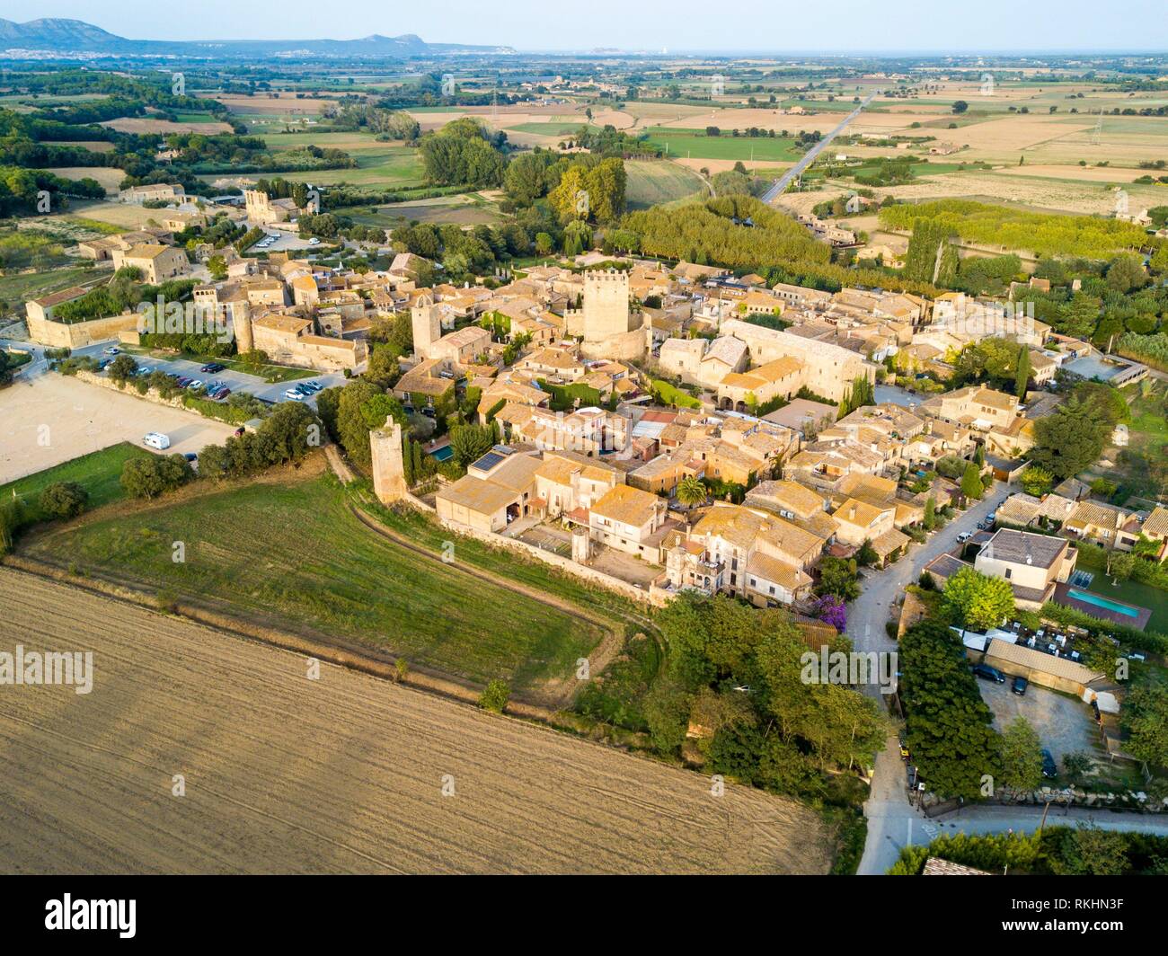 Medieval wall of peratallada hi-res stock photography and images - Alamy