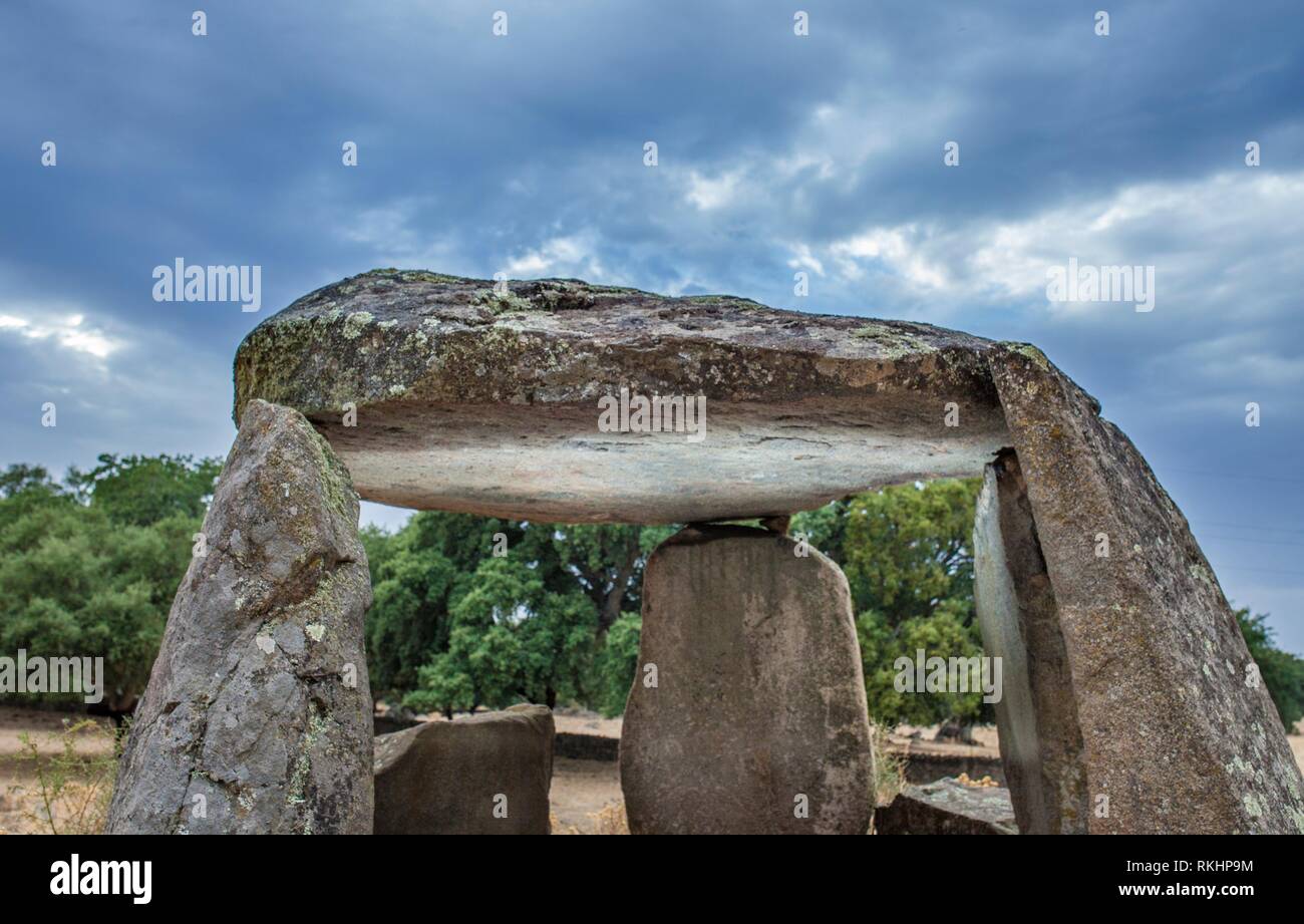 Prehistoric architecture hi-res stock photography and images - Alamy