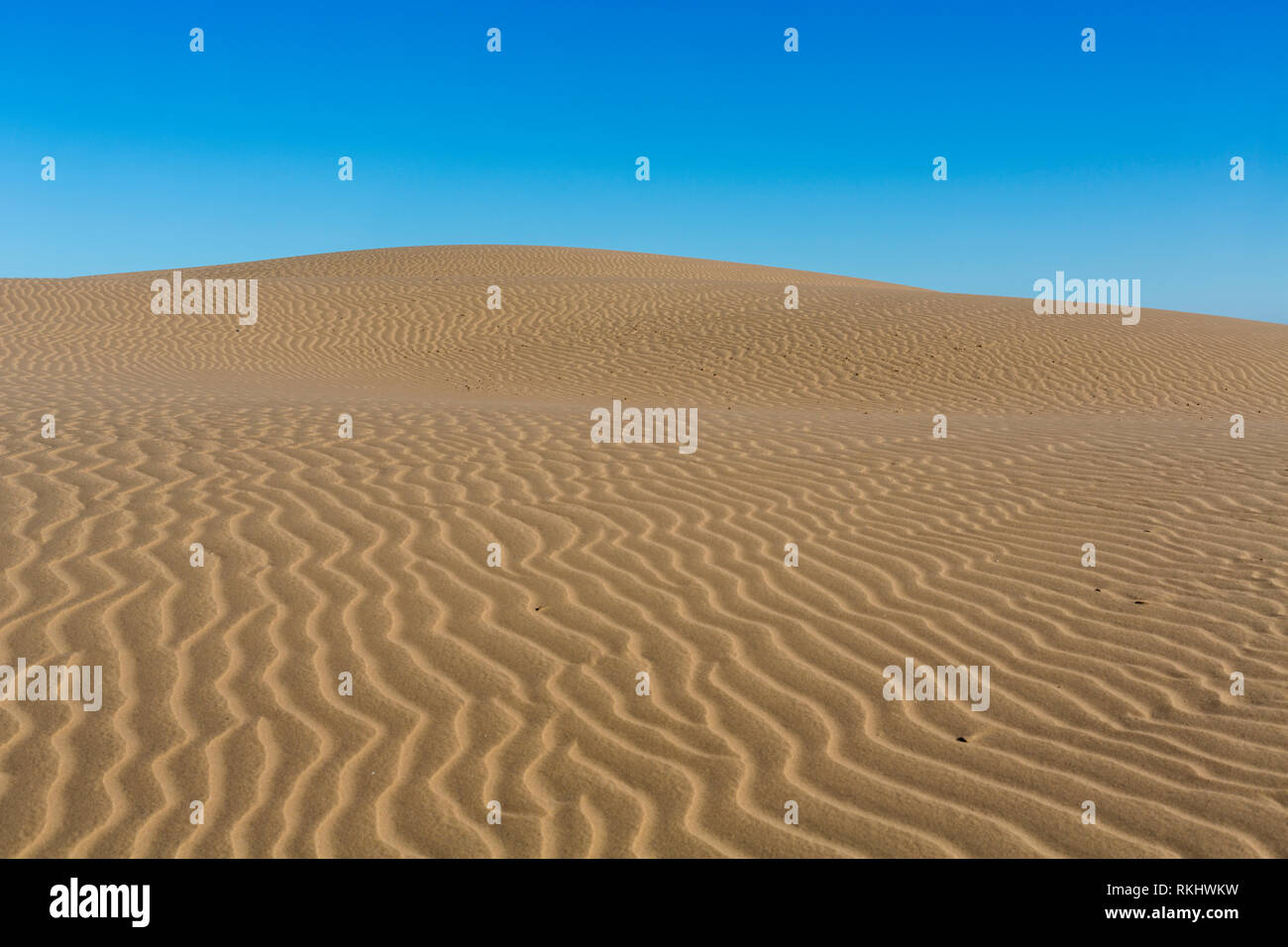 Patterns in the sand Stock Photo - Alamy