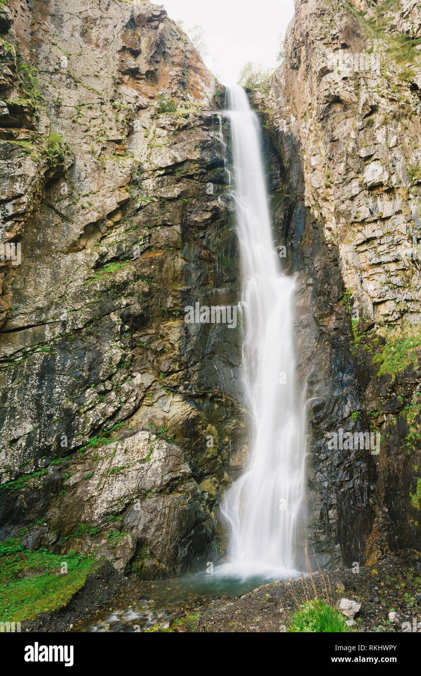 Darial gorge hi-res stock photography and images - Alamy
