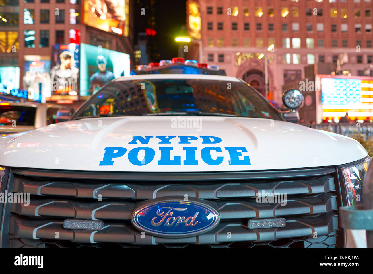Close up police car night hi-res stock photography and images - Alamy