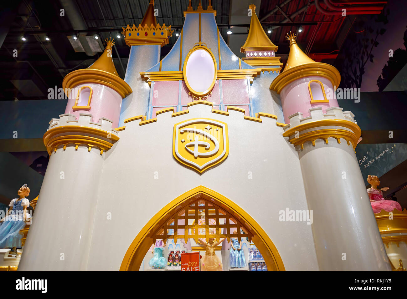 Times square disney store hi-res stock photography and images - Alamy