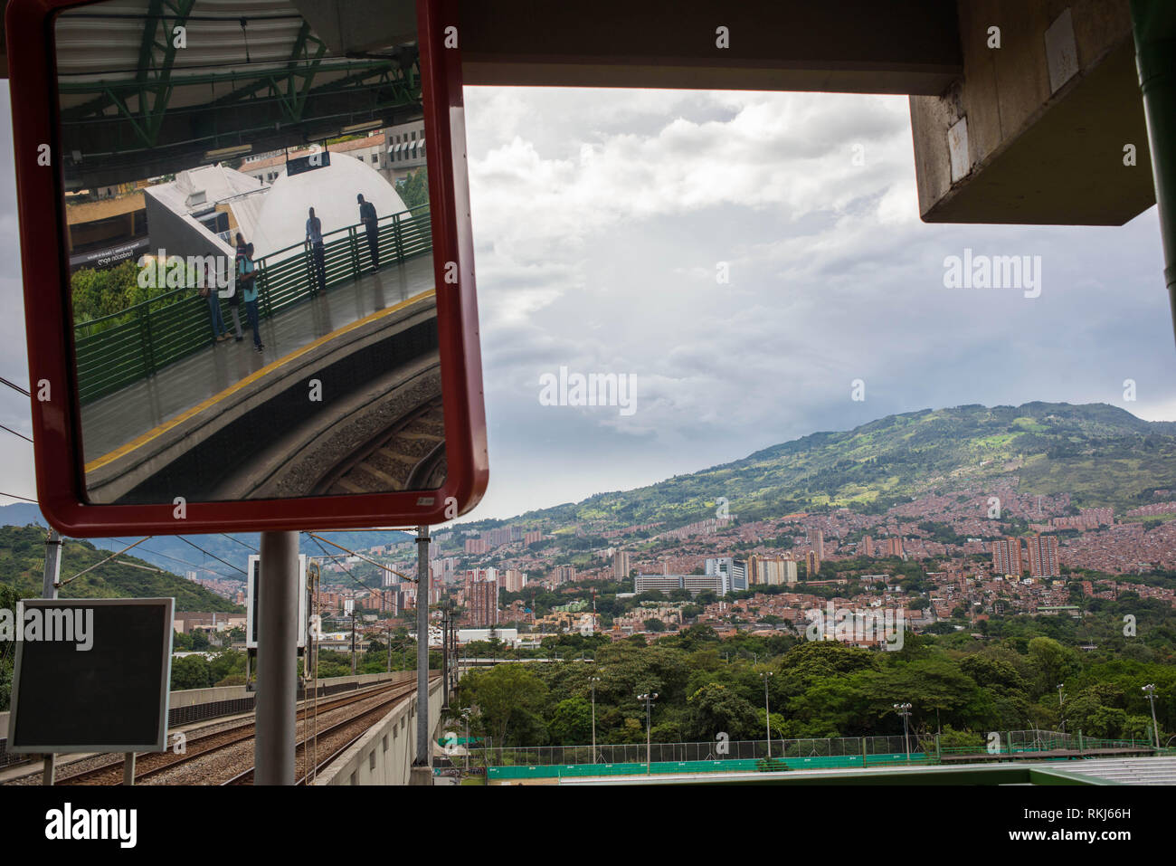 Medellin overview hi-res stock photography and images - Alamy