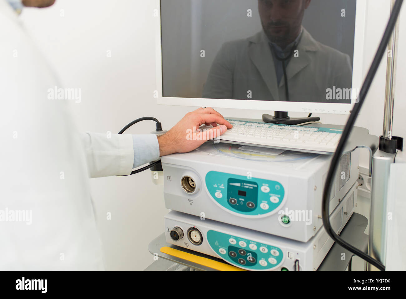 Endoscopic equipment hi-res stock photography and images - Alamy