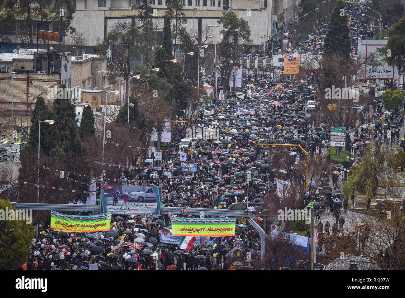 Streets of shiraz hi-res stock photography and images - Alamy
