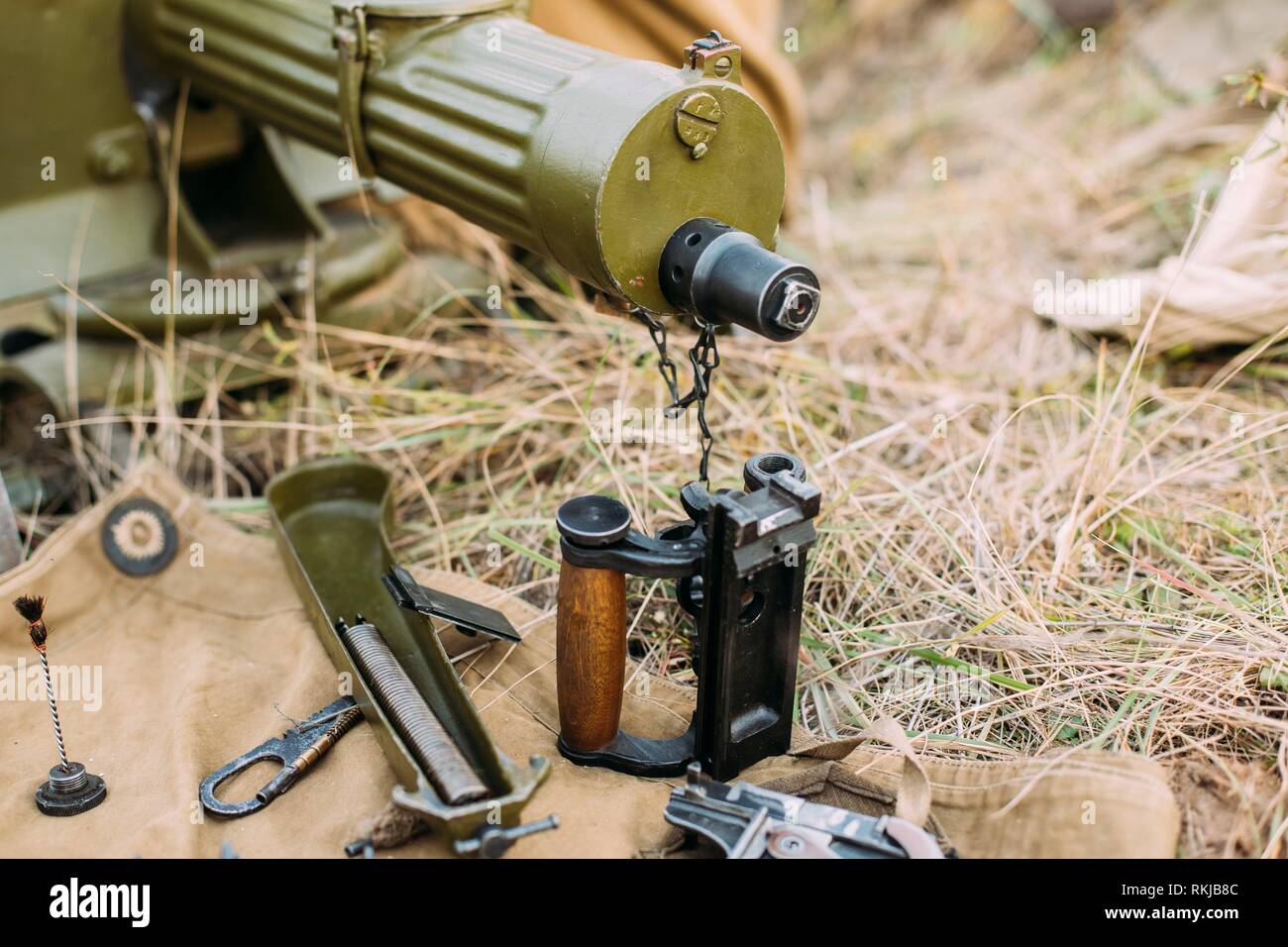Maxim machine gun parts hi-res stock photography and images - Alamy