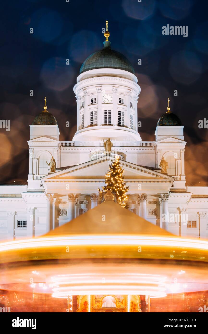 Helsinki christmas market hi-res stock photography and images - Alamy