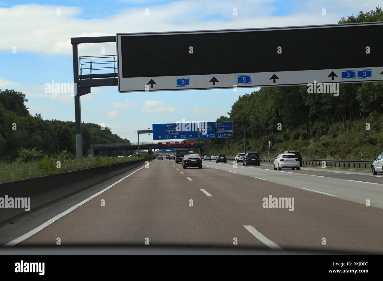 Empty autobahn freeway german hi-res stock photography and images - Alamy