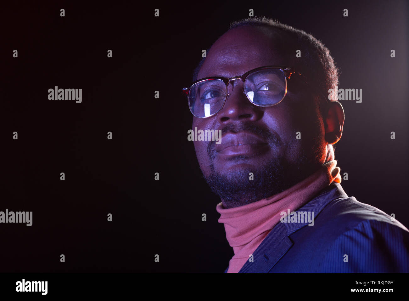 Skinned deep hi-res stock photography and images - Alamy