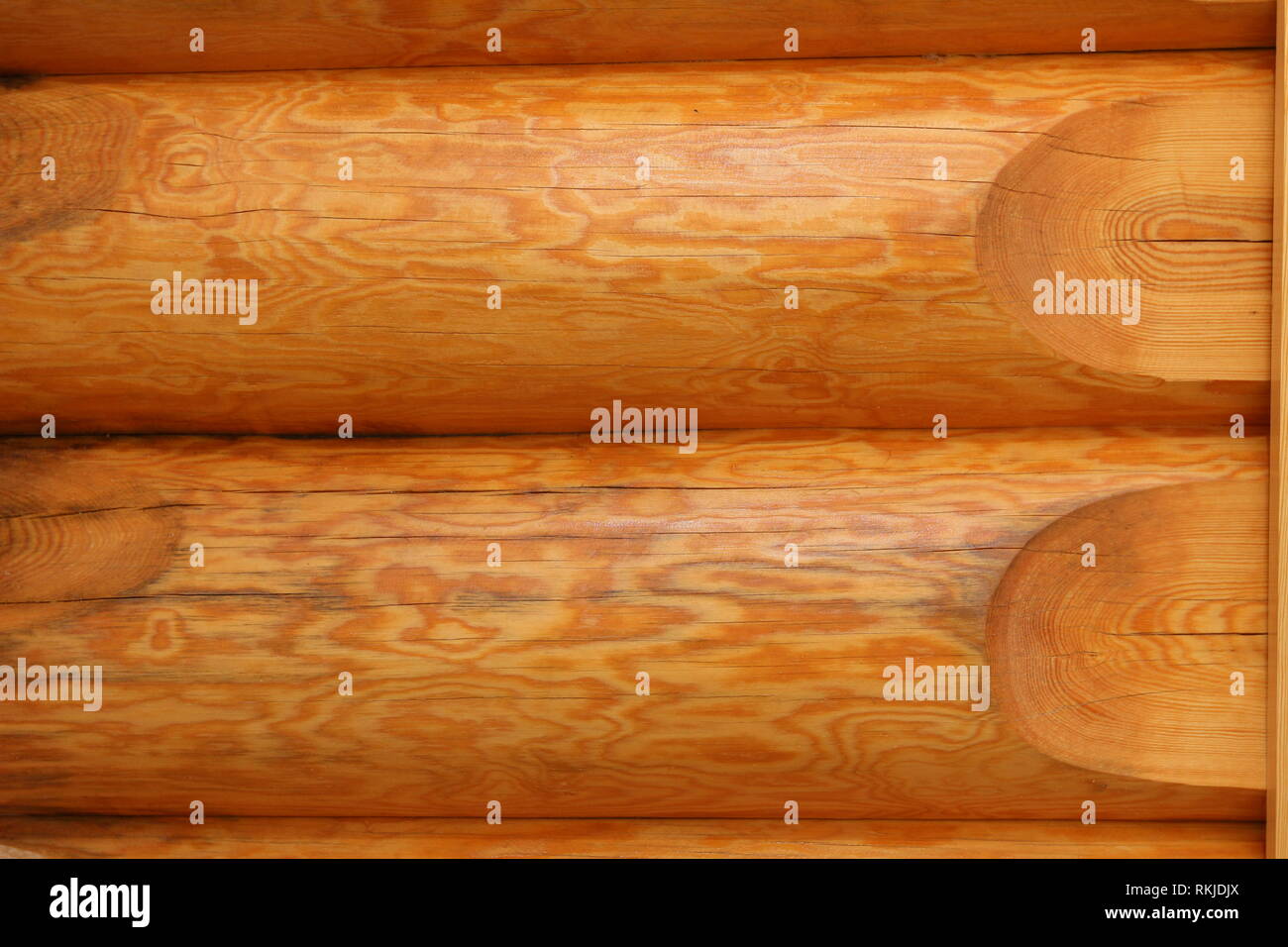 Log cabin home / Wall of house from logs Stock Photo - Alamy