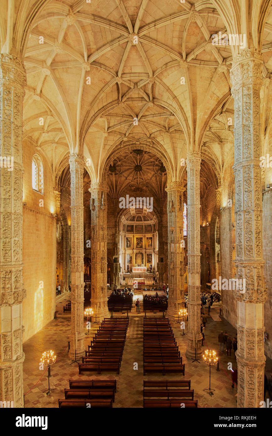Mosteiro dos jerónimos interior hi-res stock photography and images - Alamy