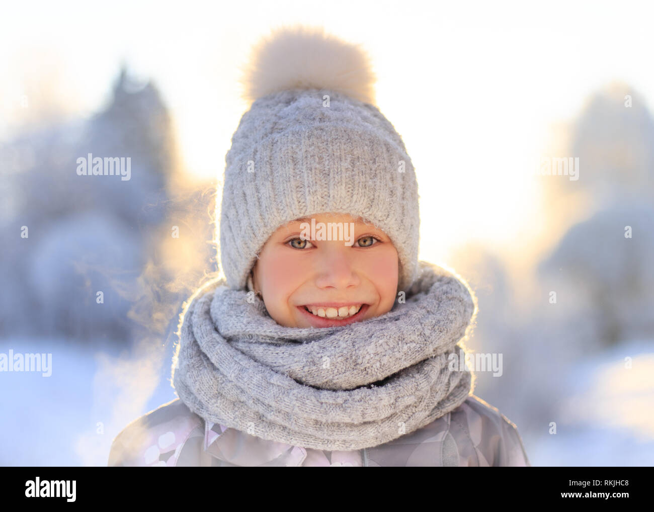 Cold day breath hi-res stock photography and images - Alamy