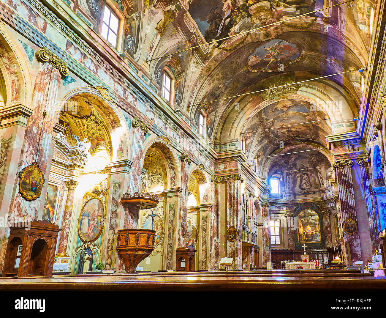 Neoclassic architecture ceiling italy hi-res stock photography and ...