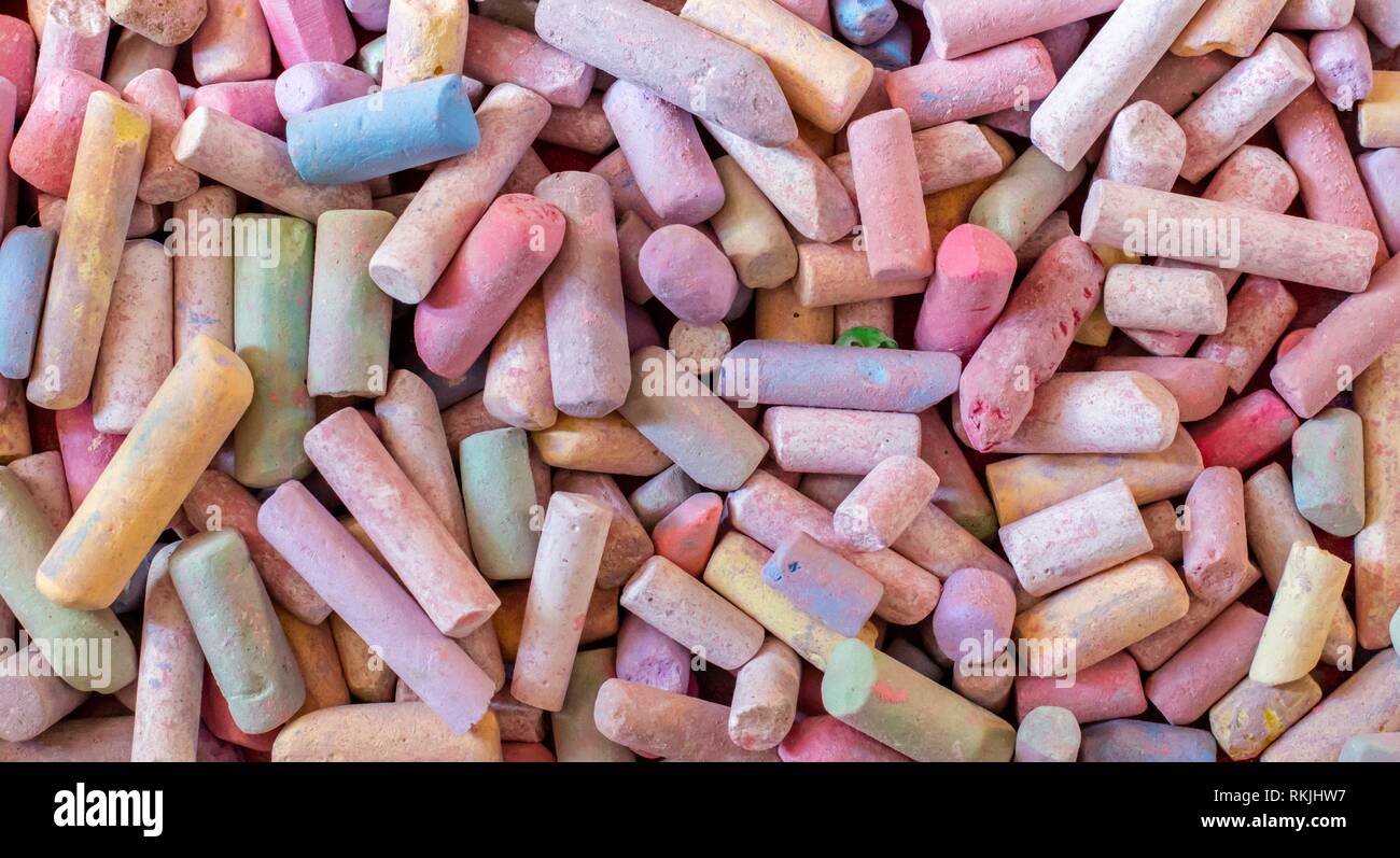 Chalk powder pile hi-res stock photography and images - Alamy