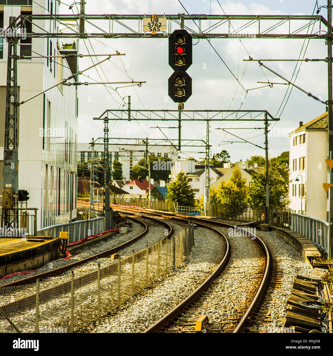 Overhead rail power lines hi-res stock photography and images - Alamy