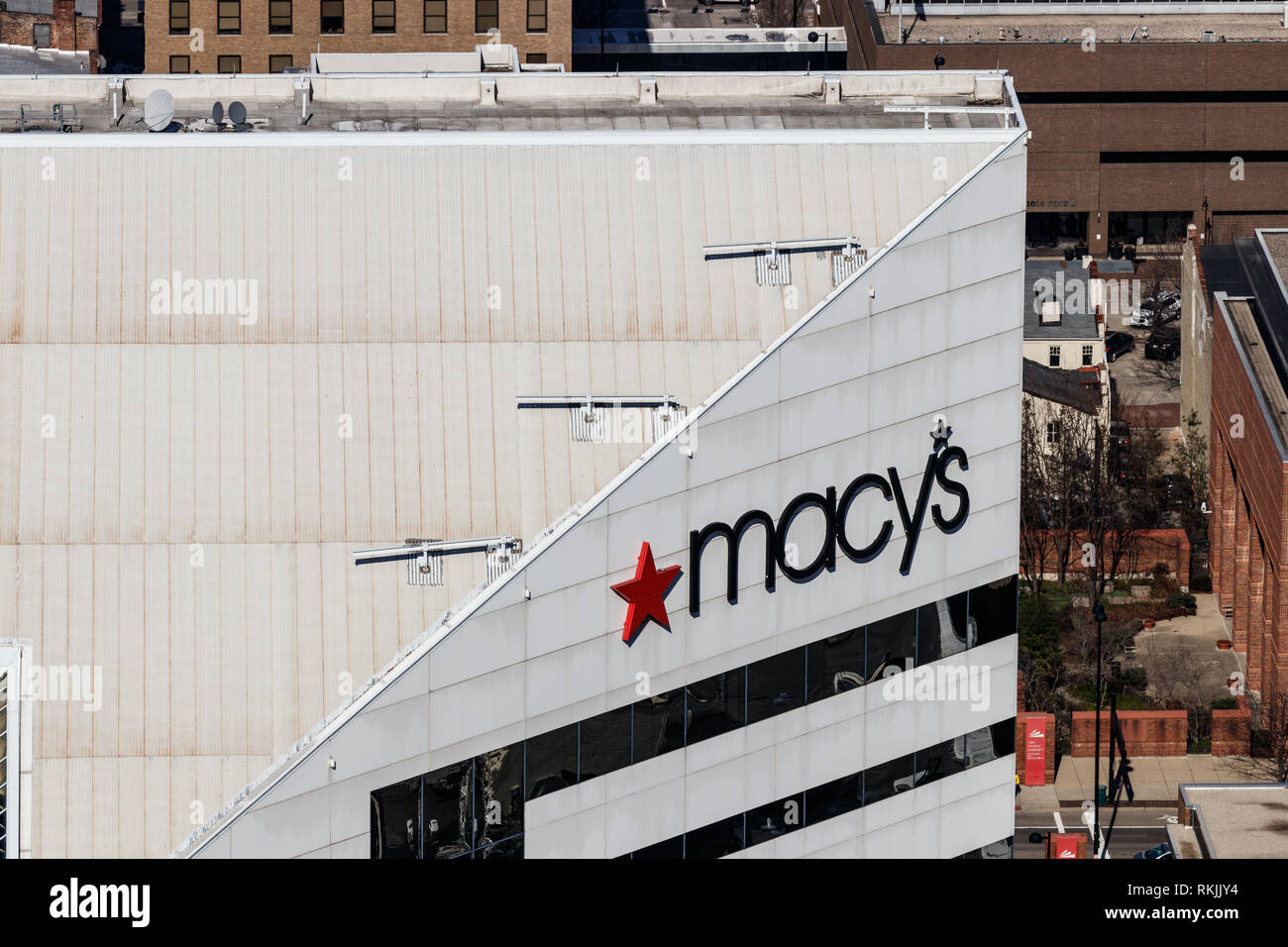 Cincinnati - Circa February 2019: Macy's Corporate Headquarters. Macys ...