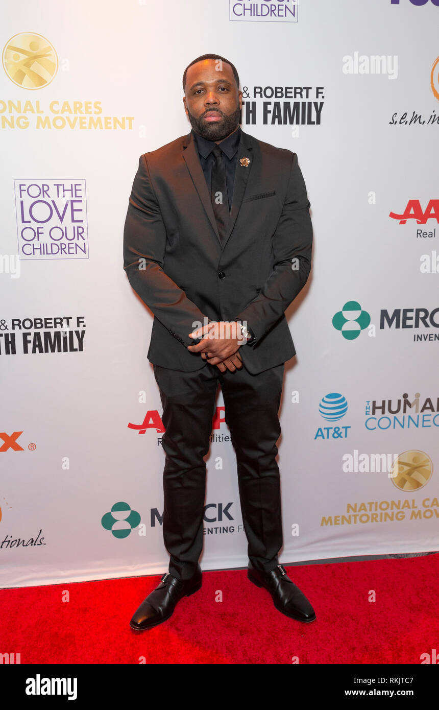 Will Roundtree High Resolution Stock Photography and Images - Alamy