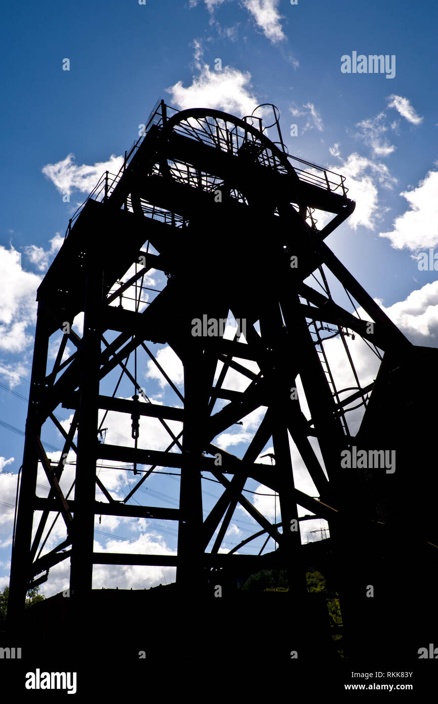 Grade 1 listed buildings structures hi-res stock photography and images ...