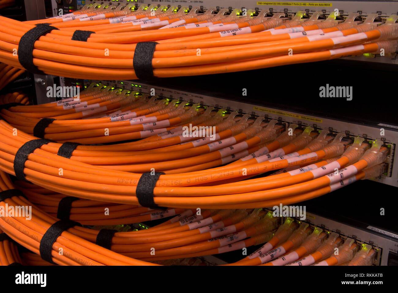 Hub network hi-res stock photography and images - Alamy