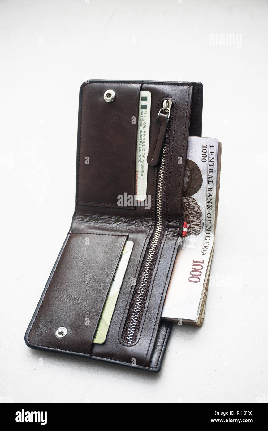 Naira note 1000 hi-res stock photography and images - Alamy