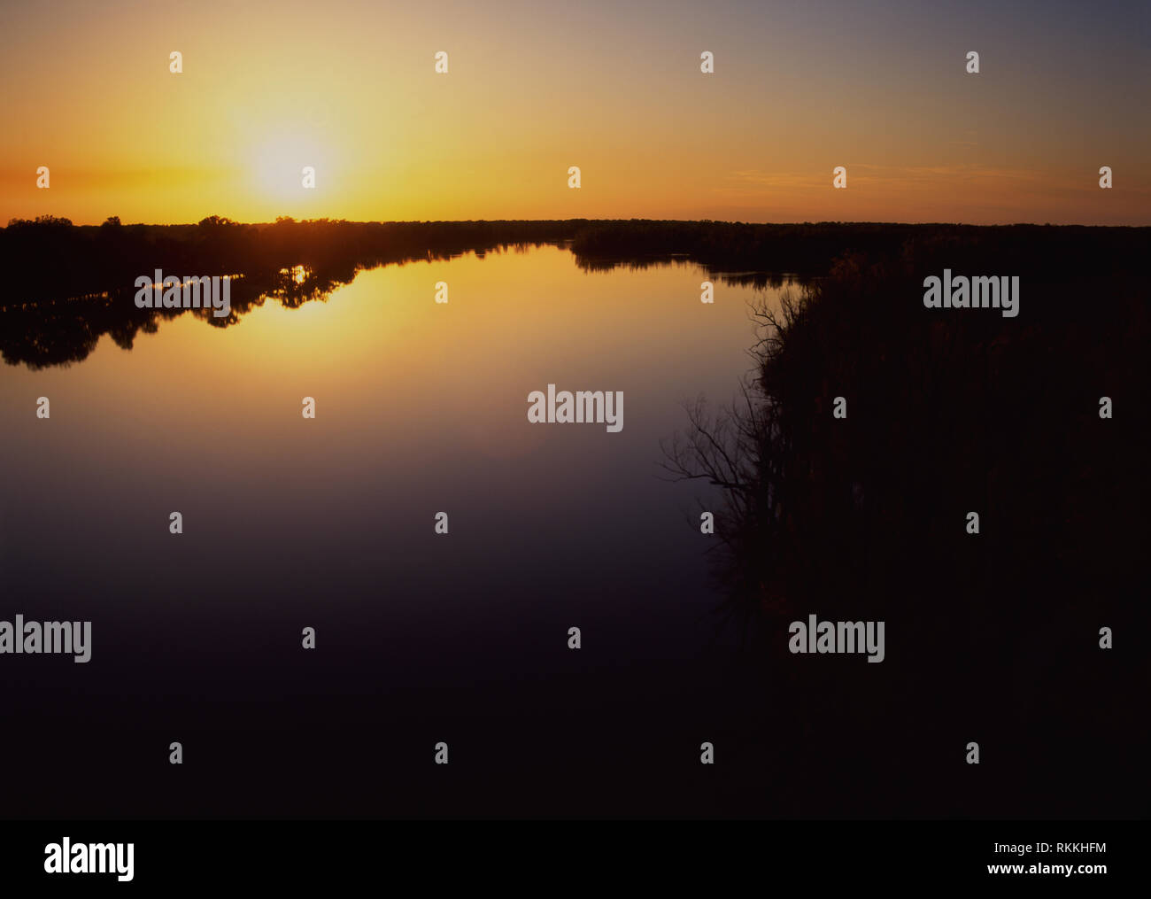 Beautiful natural reflection shots hi-res stock photography and images ...