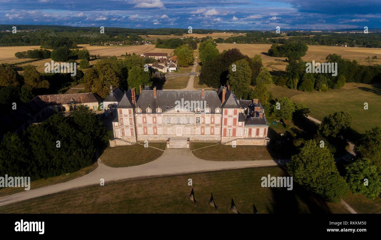 Courson hi-res stock photography and images - Alamy