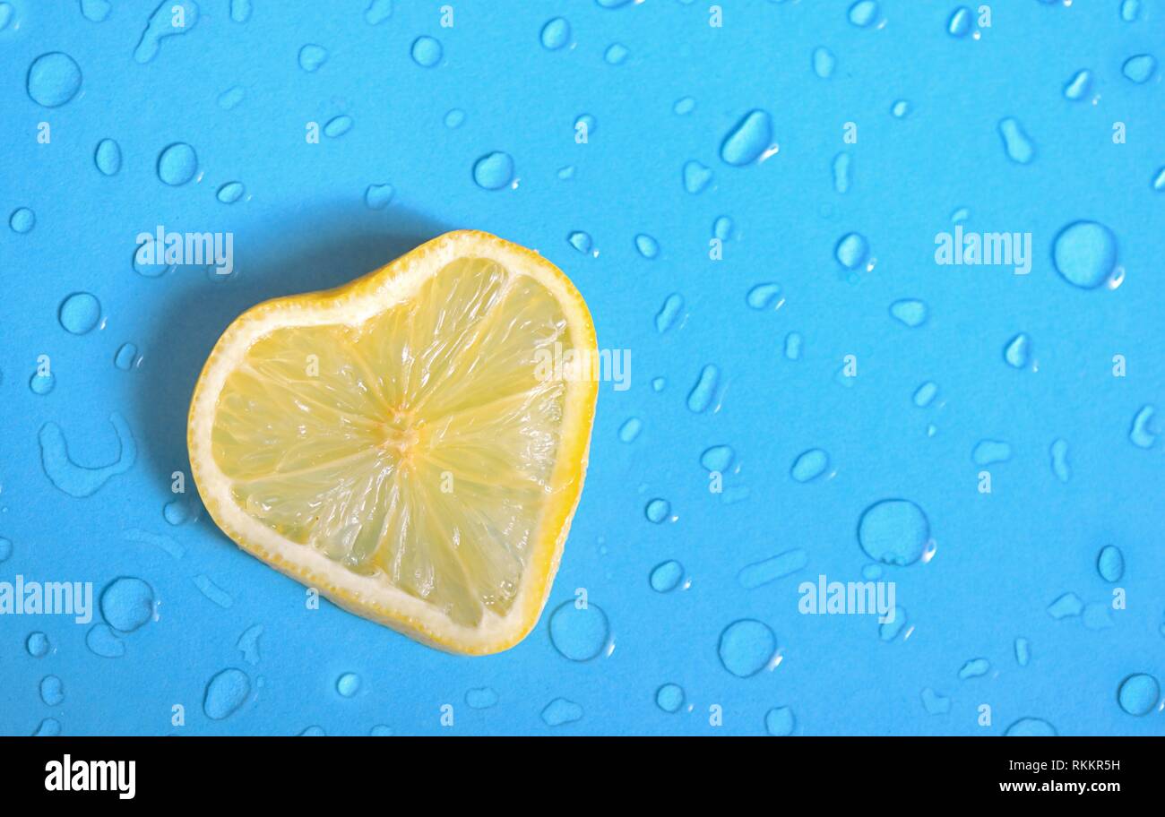 Lemon slice symbol hi-res stock photography and images - Alamy