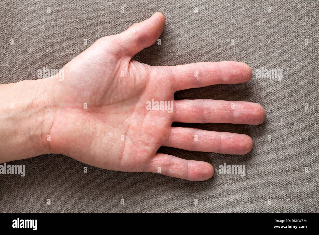 Calloused hands hi-res stock photography and images - Alamy