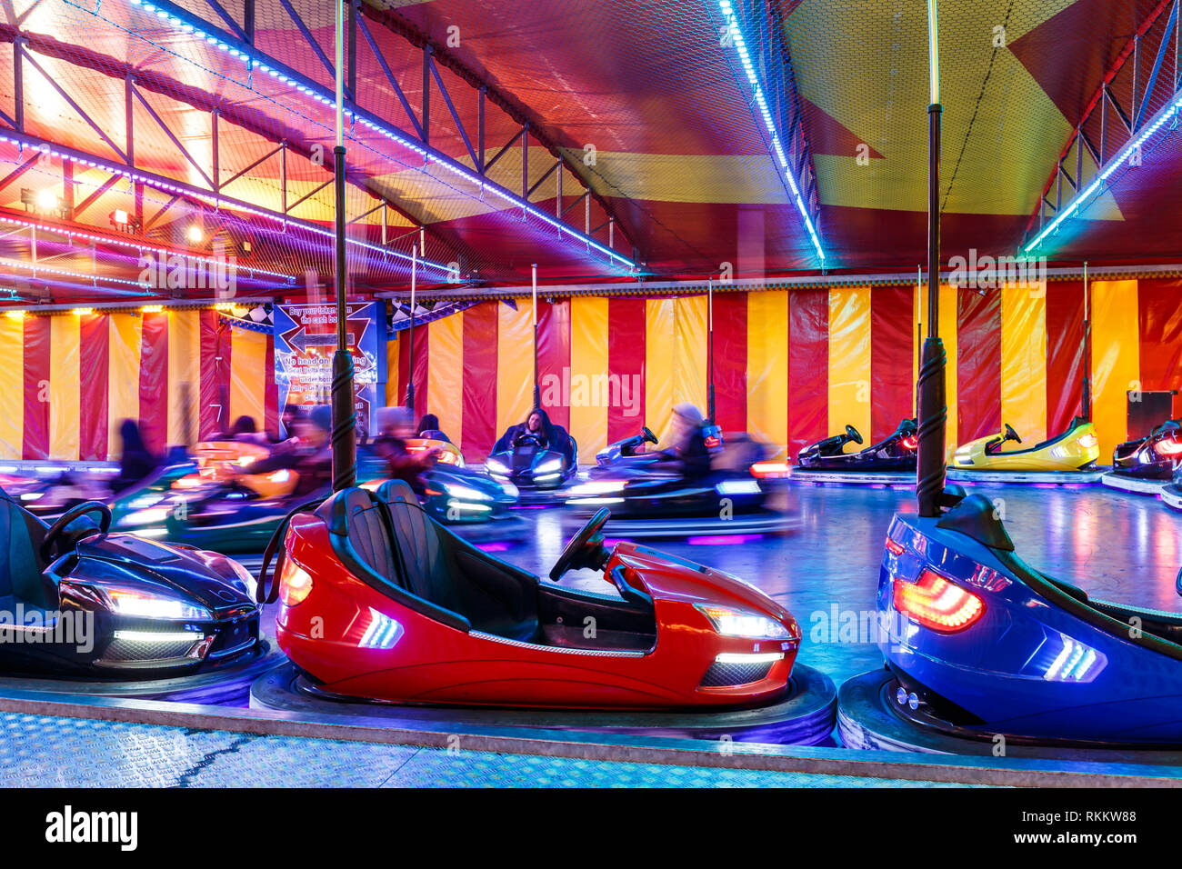 Funfair Christmas cars, Hyde park, London Stock Photo - Alamy