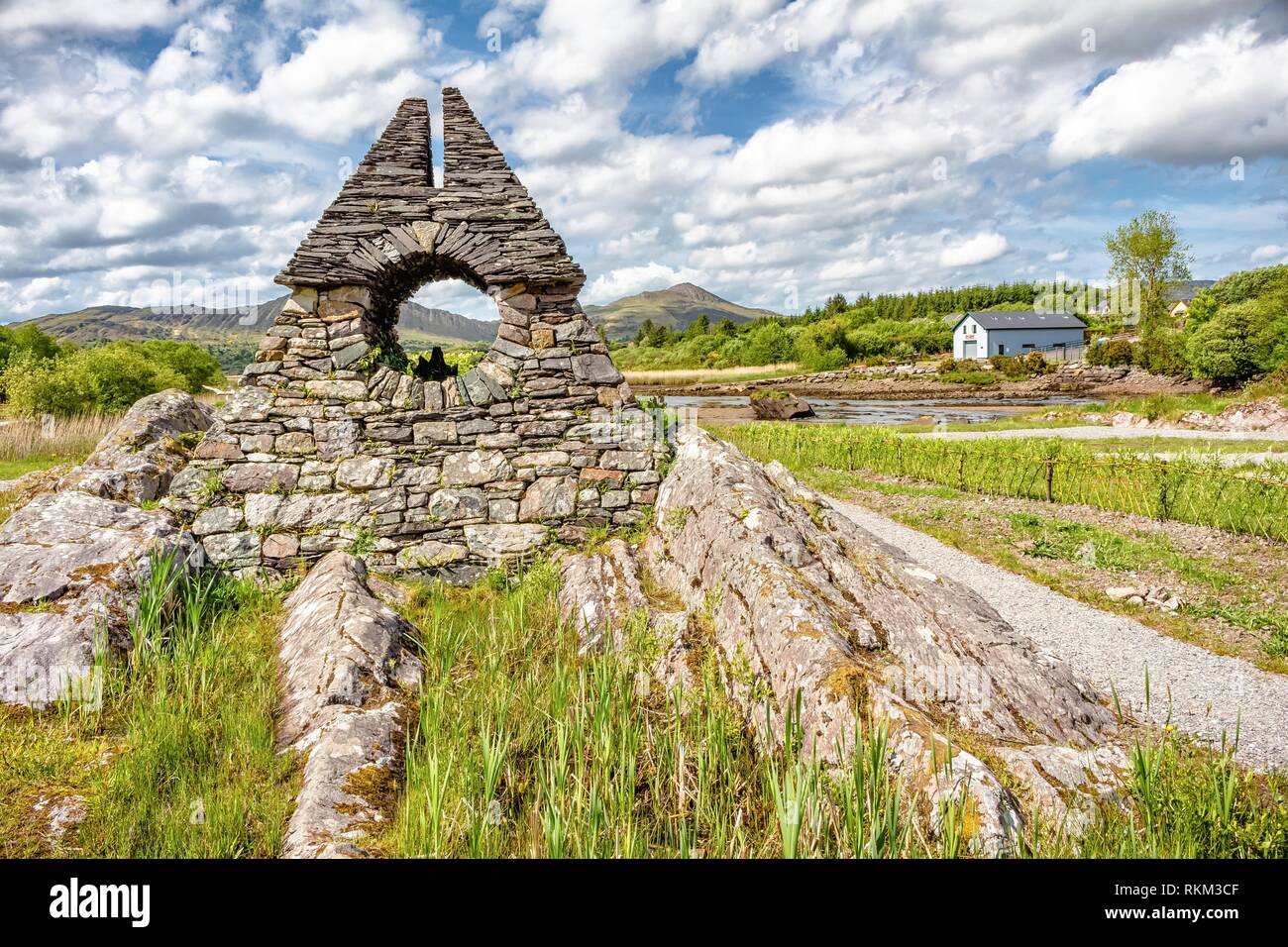 Sneem Ring Of Kerry High Resolution Stock Photography and Images - Alamy