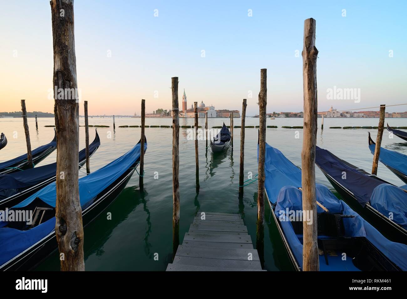 Venice pier hi-res stock photography and images - Alamy