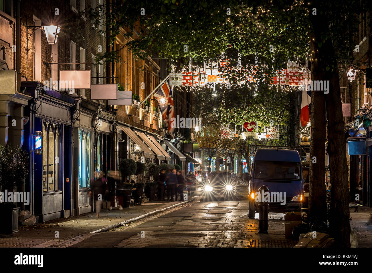 Seven dials monument in covent garden hi-res stock photography and ...