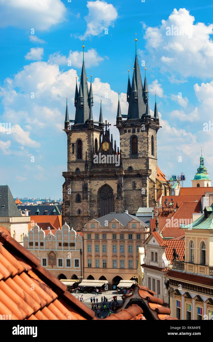 Prague Castle Skyline Vertical High Resolution Stock Photography and ...