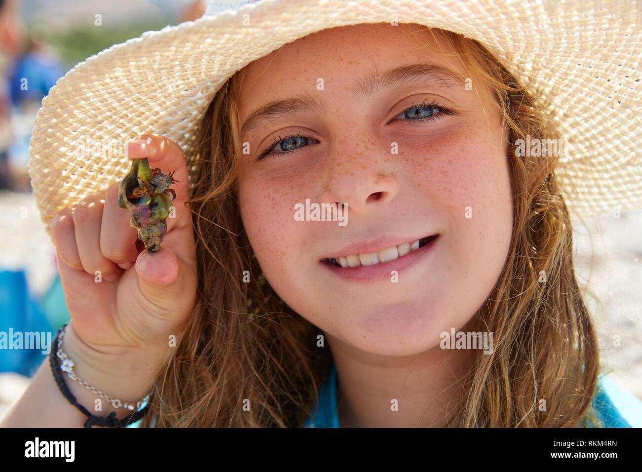 Little hermit crab hi-res stock photography and images - Alamy