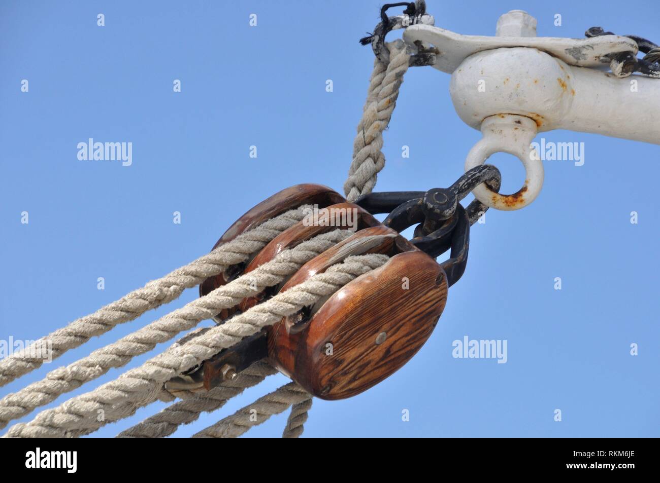Rigging Horizontal High Resolution Stock Photography and Images - Alamy