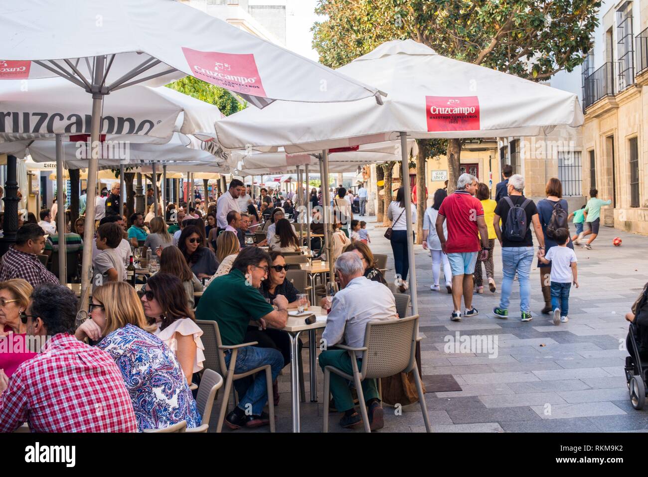 Cafe In Cadiz High Resolution Stock Photography and Images - Alamy