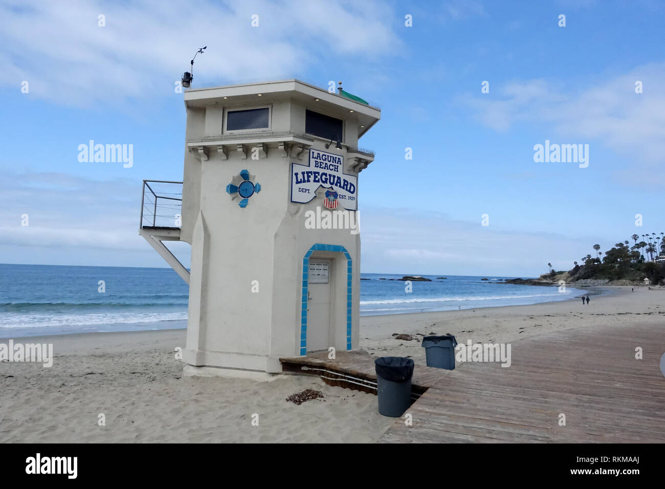 California lifeguard tower hi-res stock photography and images - Alamy