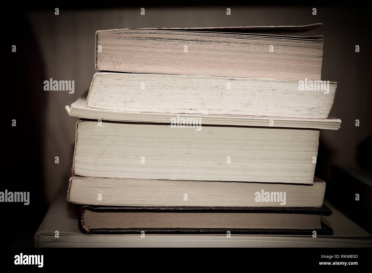 Study stack hi-res stock photography and images - Alamy
