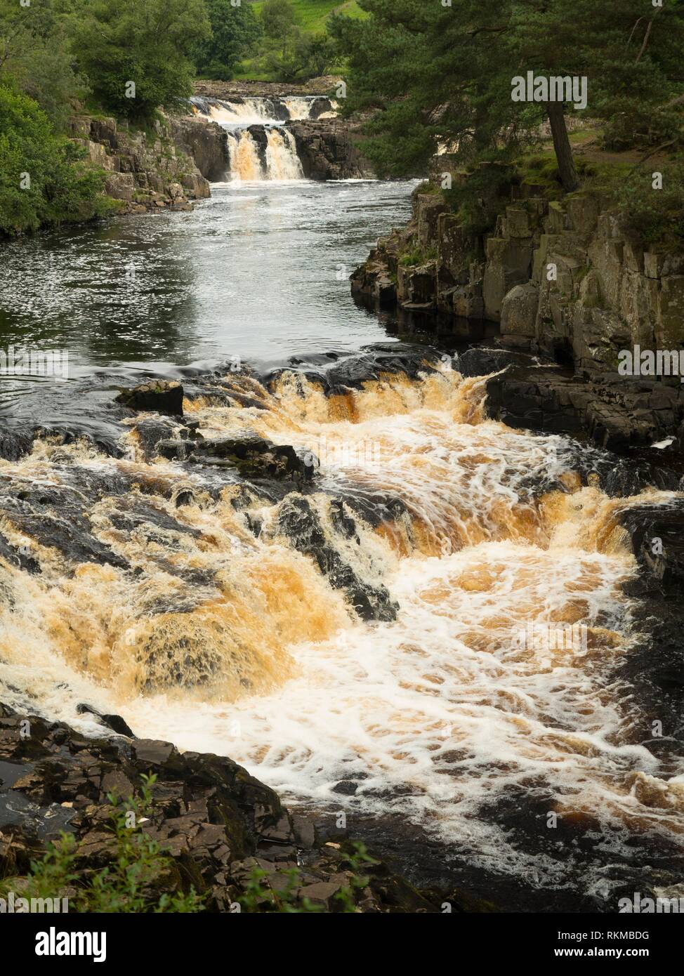 High force waterfall hi-res stock photography and images - Alamy