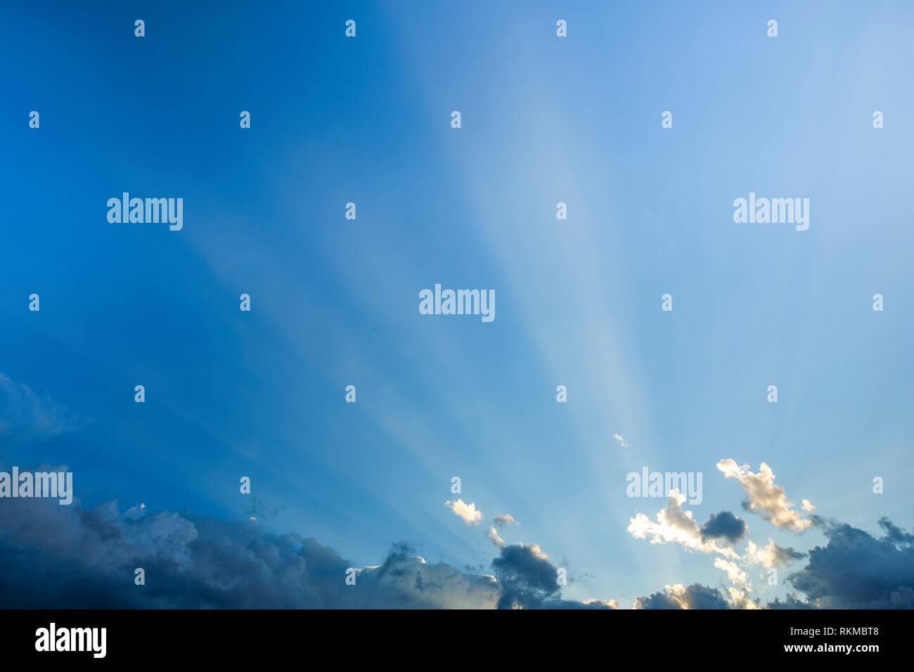 Nature sky sun beam hi-res stock photography and images - Alamy
