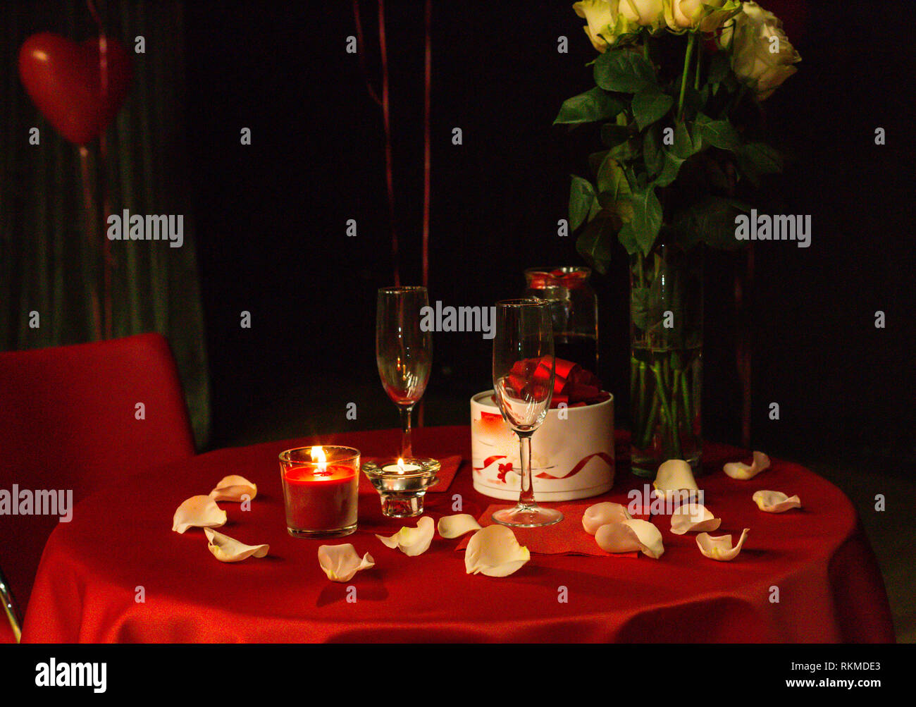 Romantic date night concept. Love, and valentines background concept ...